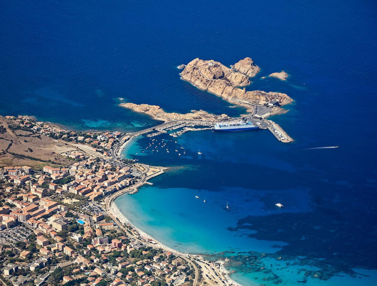 Port L'Île-Rousse : Toutes les informations sur le port