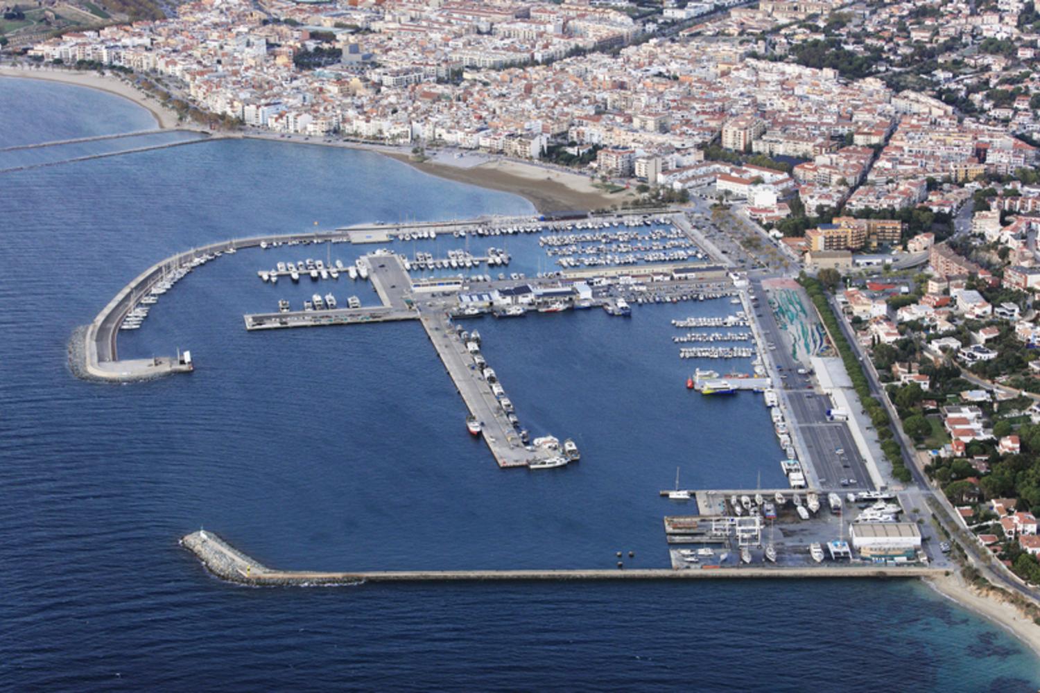 Port Port Roses : Toutes les informations sur le port