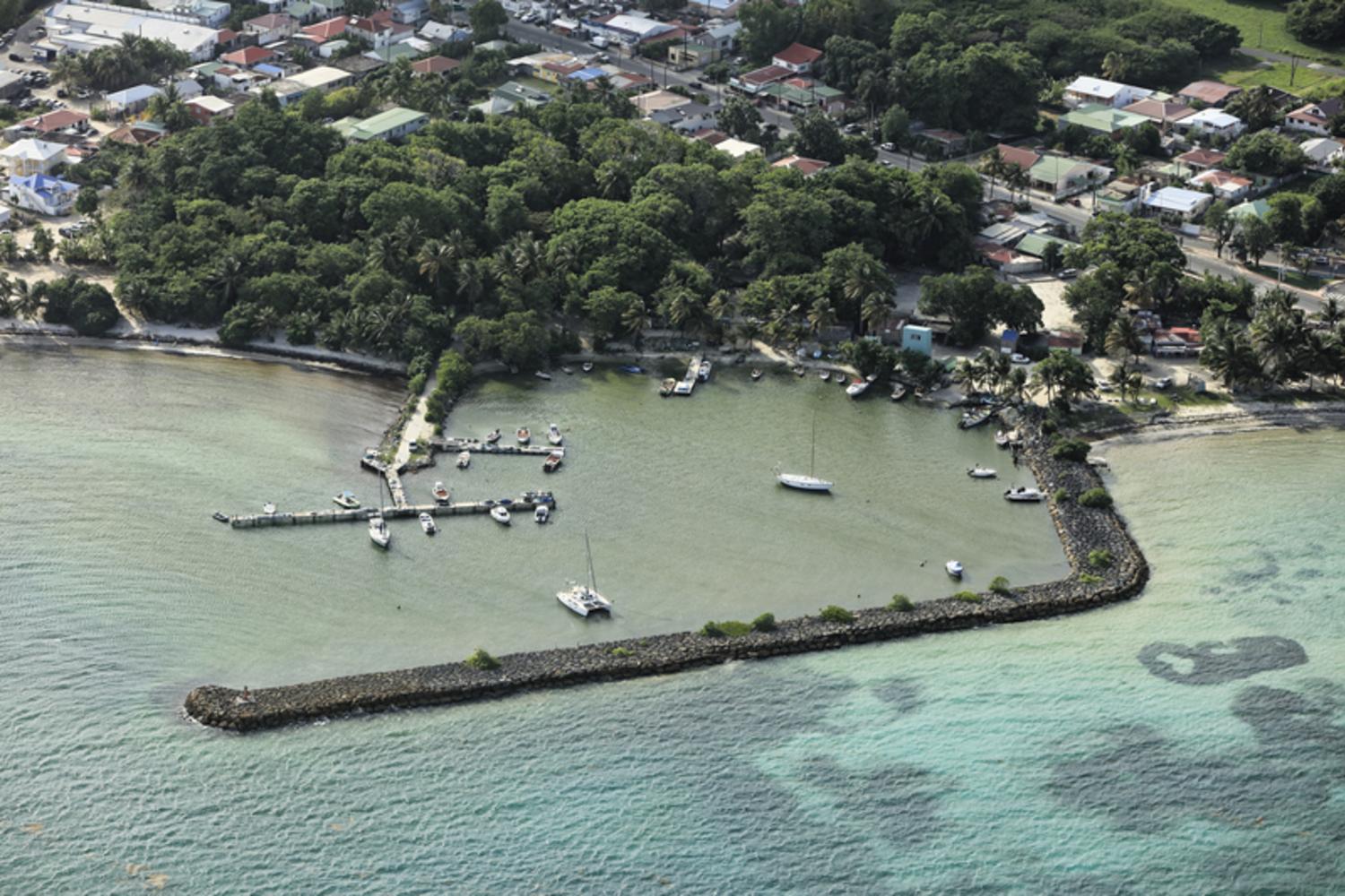 Port Port de Sainte-Anne : Toutes les informations sur le port