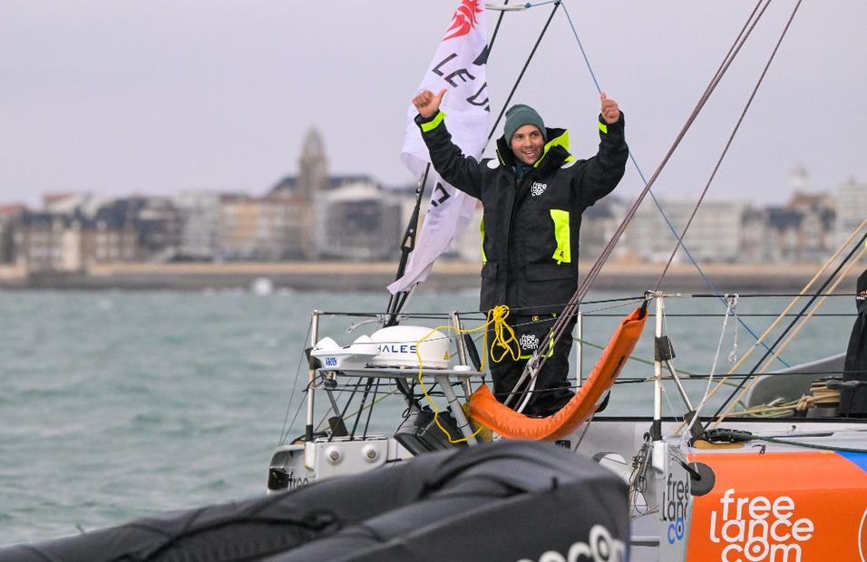 Inoxtag traverse l'atlantique : quand YouTube part en mer avec Guirec ...