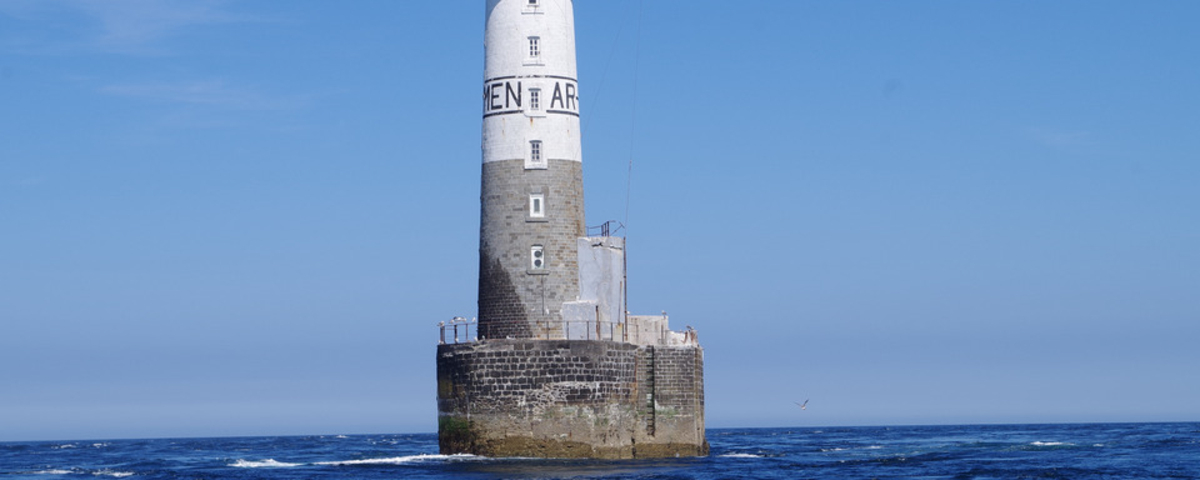Phare d’Ar-Men : l’incroyable histoire de « l’enfer des enfers » au ...