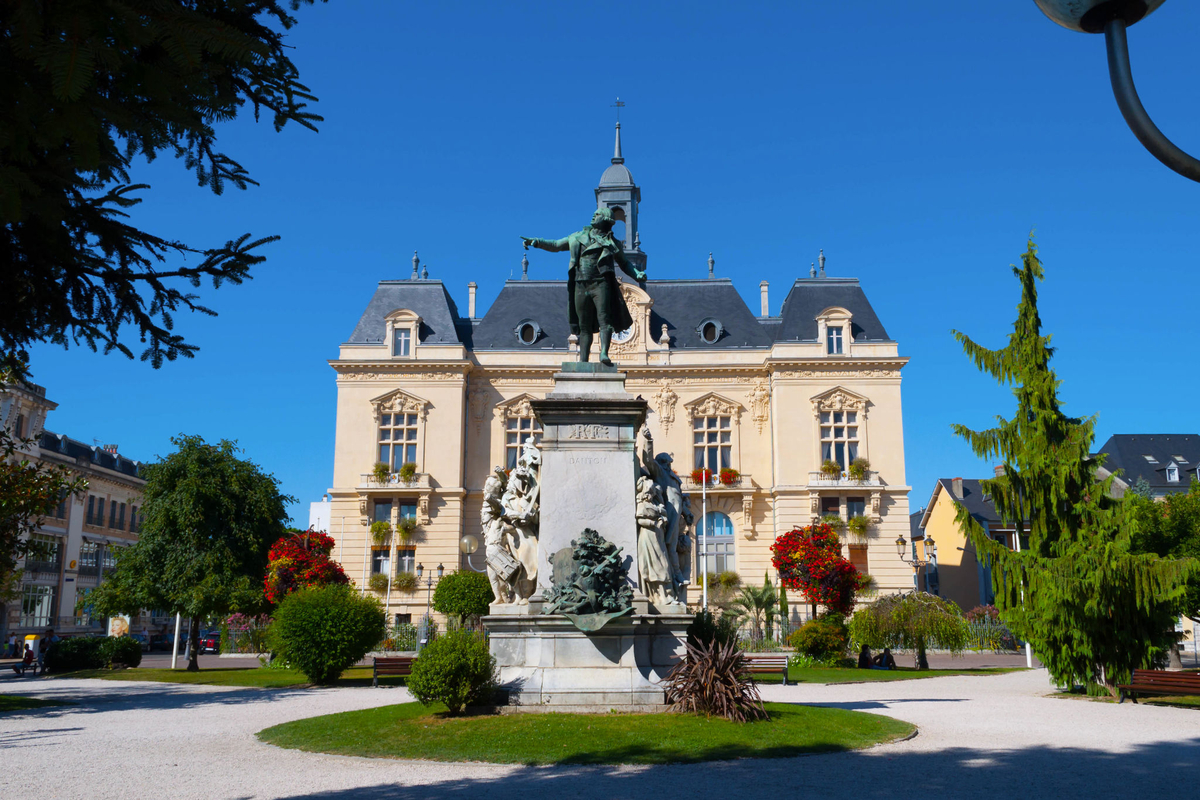 Hourly Weather for Tarbes (65000) - Hautes-Pyrénées : FREE 15-day ...