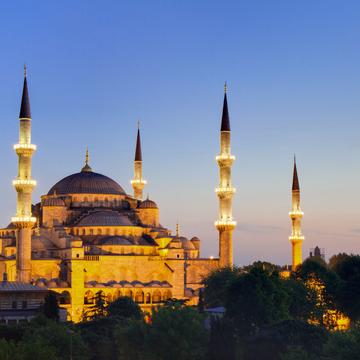 Météo à Istanbul en Mars 2027 - Guide Voyage avec La Chaîne Météo