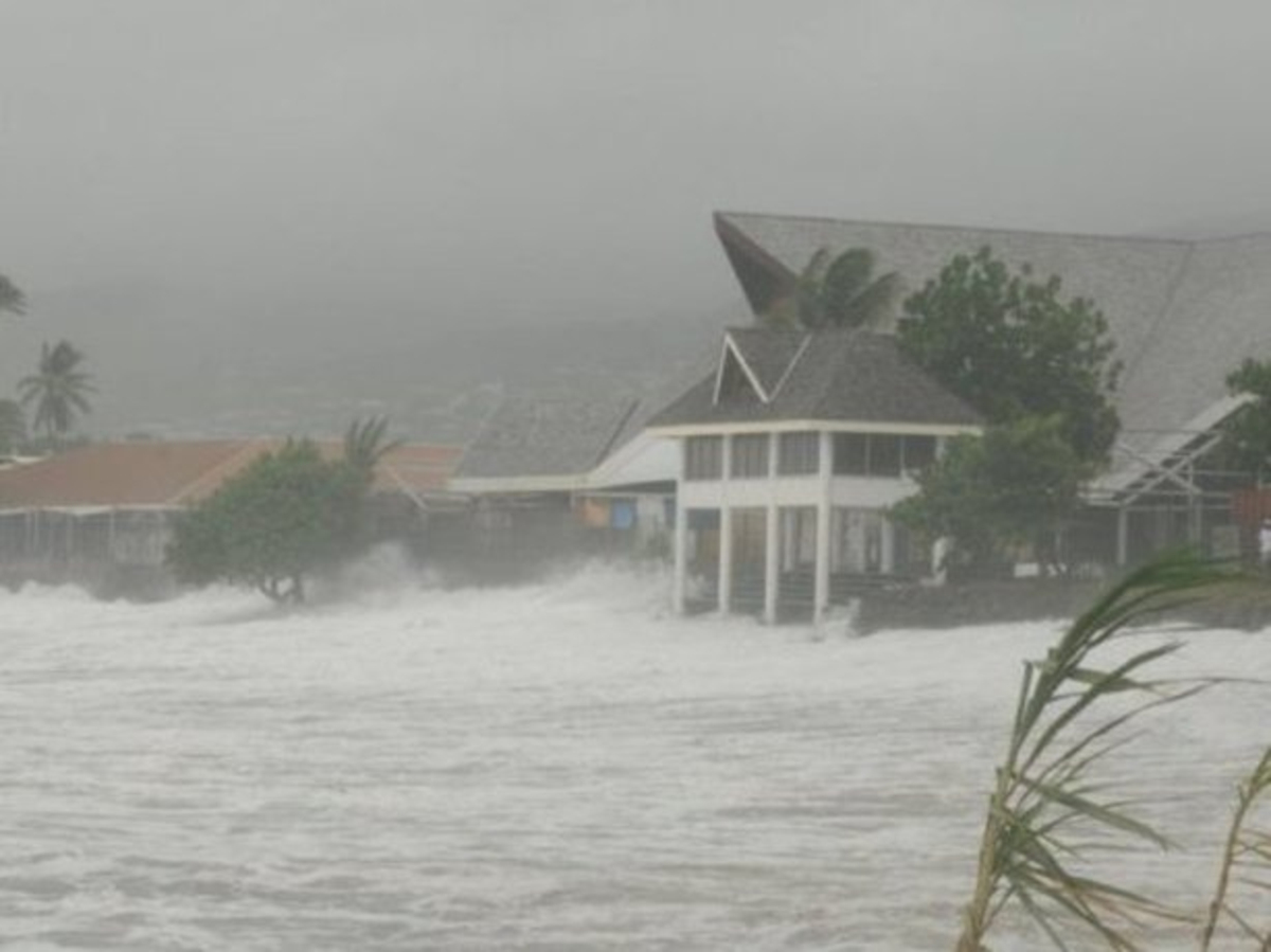 Le cyclone Giri balaie la Birmanie - Actualités La Chaîne Météo